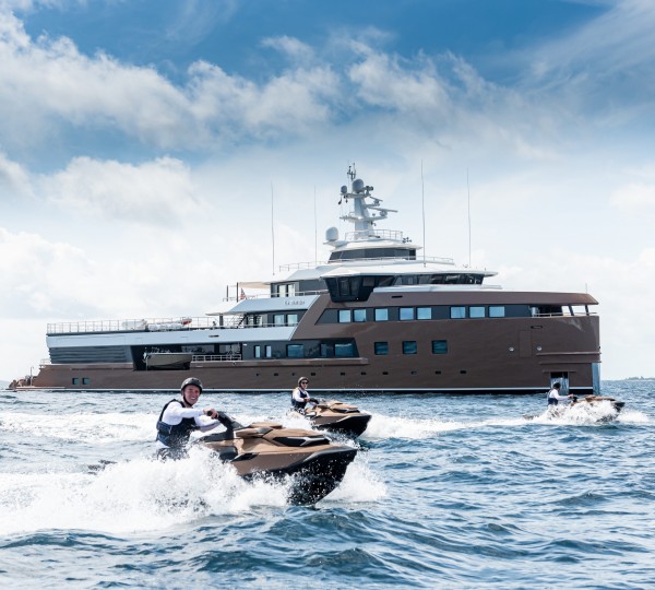 Yacht SMERALDA, Hanseatic Marine | CHARTERWORLD Luxury Superyacht Charters